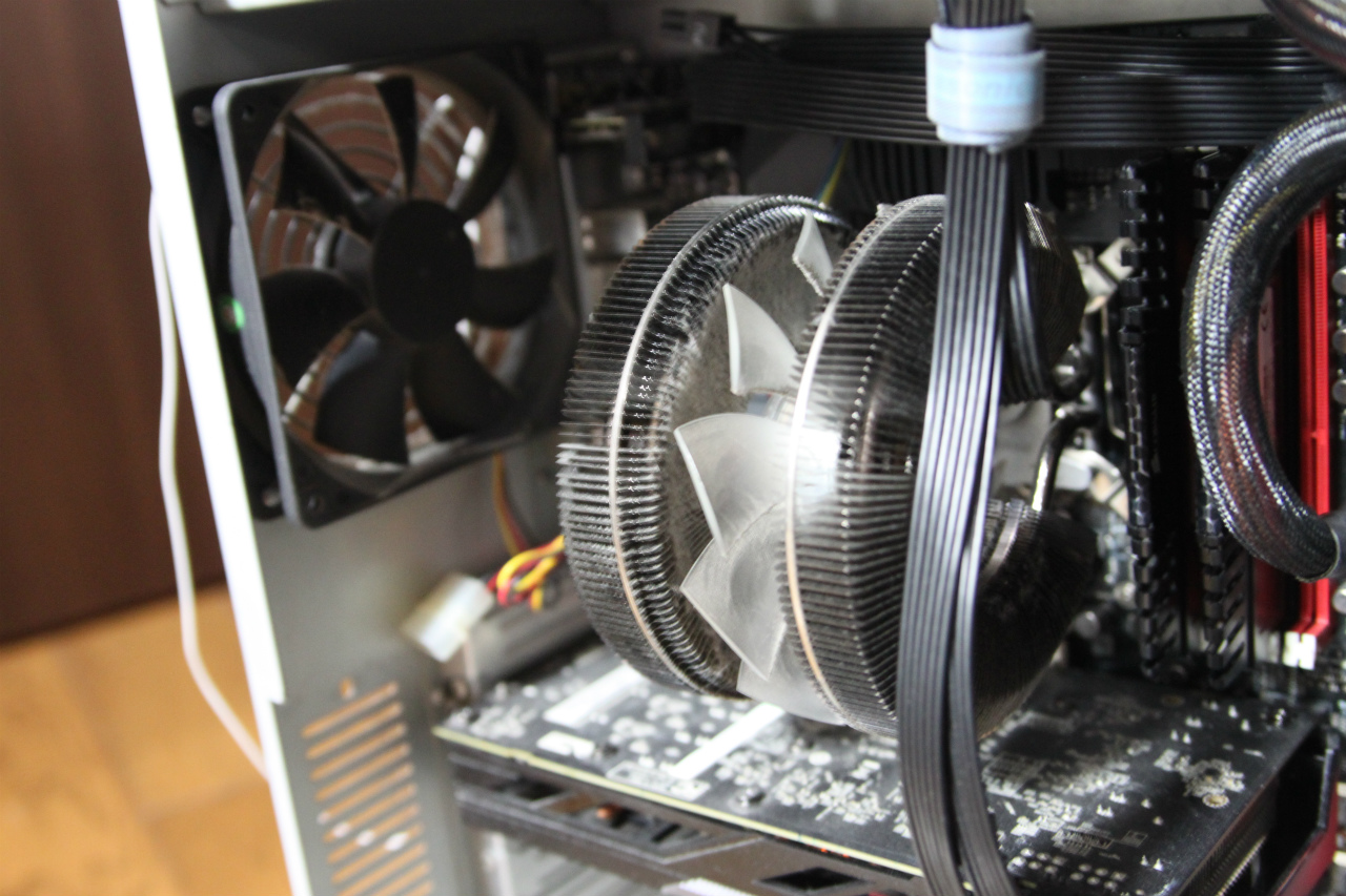 コンプレッサーを再度購入したのでPCを掃除する | おうちごと