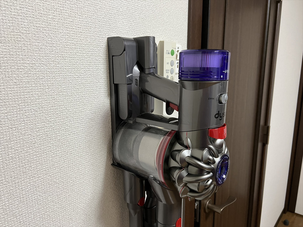 Dyson V8 Slim Fluffyを2階用に購入 | おうちごと