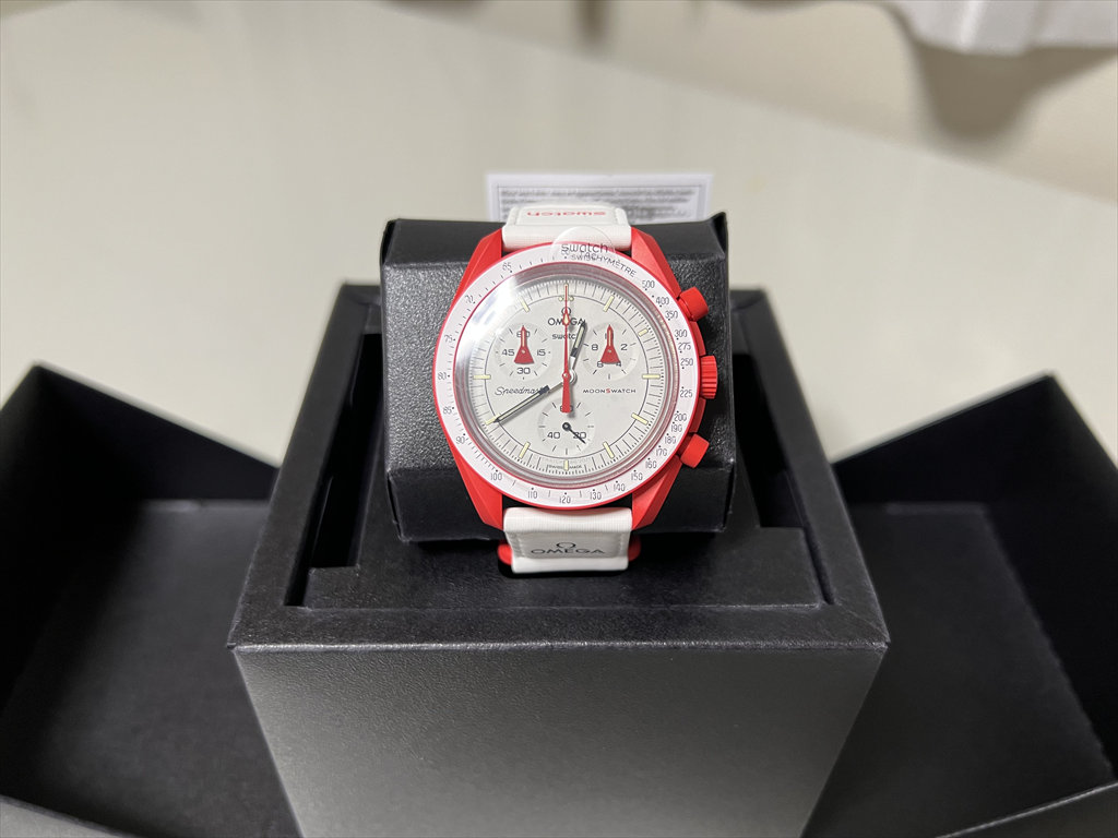BIOCERAMIC MOONSWATCHのMARSをGETしました | おうちごと